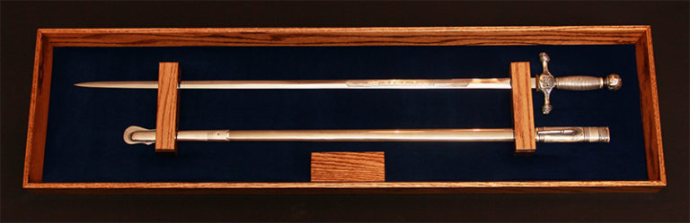 “Big & Tall” Saber Case